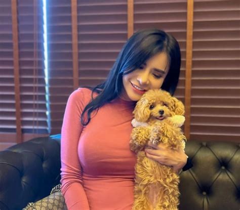 Tante Pemersatu Bangsa Pasundan Ekspres