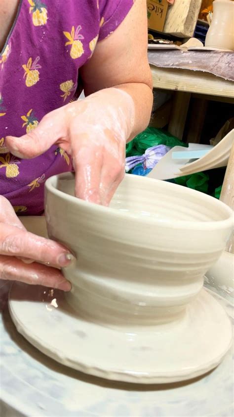 Adding A Swirl To A Thrown Vessel Ceramic Pottery Pottery Bowls Pottery Cups