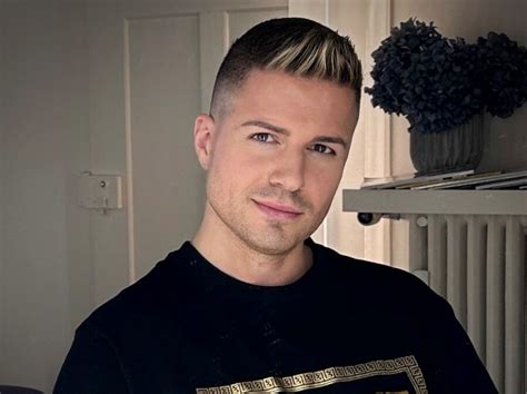 Höngger Ch Claudio De Bartolo Singt In Höngg