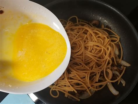 통밀 스파게티면을 이용한 우삼겹파스타 계란