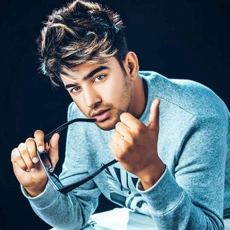 Shubham Dhiman Bapoli Desi Comments
