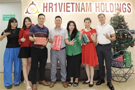 Thuy Nguyen Pd On Linkedin Hr1vietnamholdings Hr1jobs Hr1tech