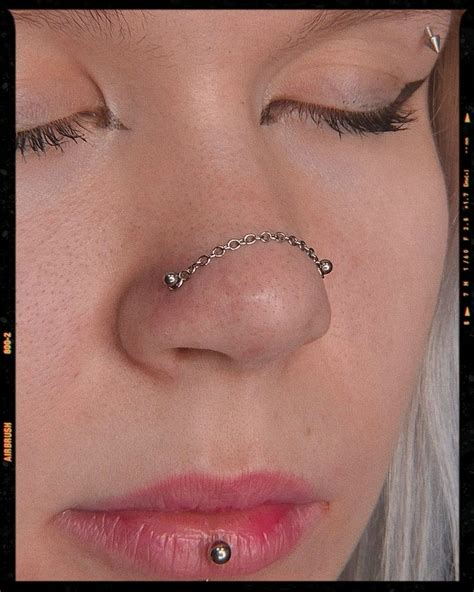 Double Nose Piercing Ideias Para Piercings Piercings Corporais Piercings Diferentes