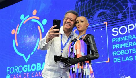 La Robot Sophia Tendencia En Rd Noticias Recientes