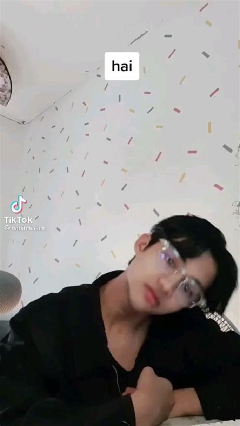 How To Morph On Ppt Powerpoint Slide Designs Graphic Design Tutorials Learning Powerpoint