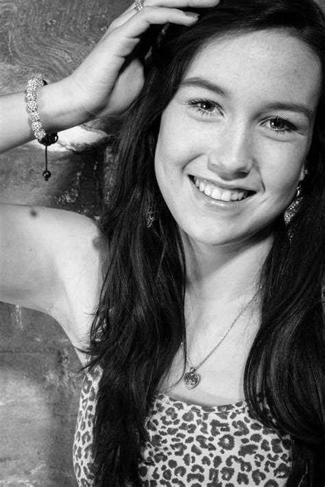 Emily Likes To Show You Her Armpit R Armpitfetish