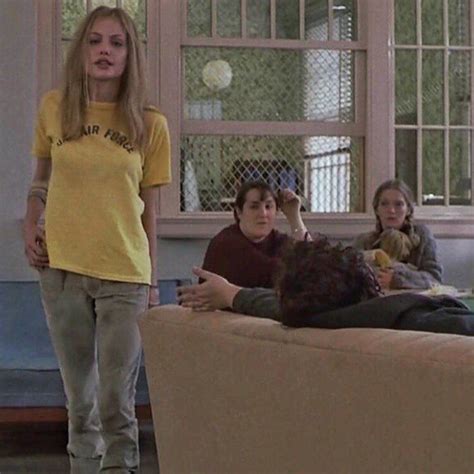 Too Unbaranced Diet Adlı Kullanıcının Angelina Jolie Panosundaki Pin