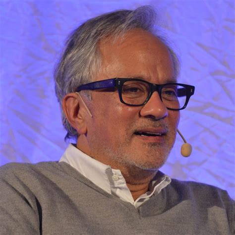 Anish Kapoor To Reveal First Vantablack Artwork At Venice Biennale 2021