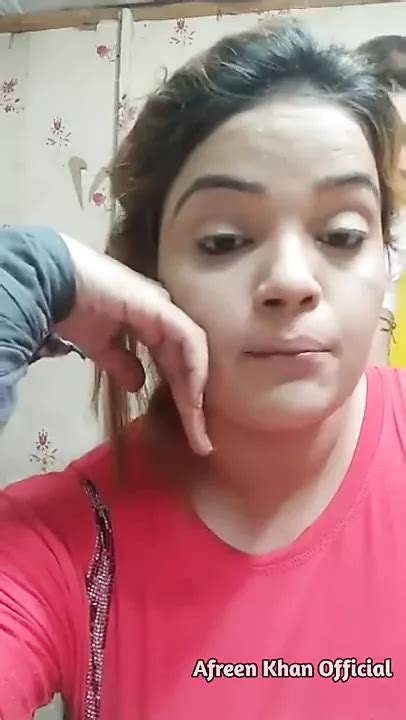 Afreen Khan Fonctionnaire Avec Un Haut De Sport Sexy Xhamster