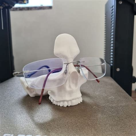 3d Printed Skull Glasses Stand Holder・cults
