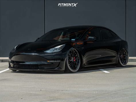 2023 Tesla 3 Performance With 20x85 Ferrada F8 Fr11 And Toyo Tires