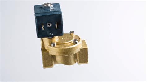 Solenoid Valve Features Operating Principle And Applications Piping Technology System