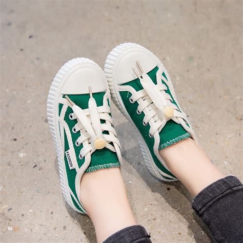 Sumhsu 2022 สาวกระโปรงด้านนอกกระโปรงจีบฤดูใบไม้ผลิและฤดูร้อนเด็กใหม่สไตล์ตะวันตกสีทึบกระโปรงทุก