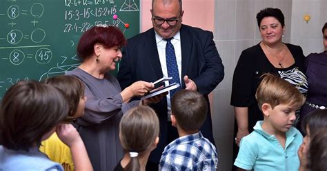 პირველი ექსპერიმენტული საჯარო სკოლა სტუმრად განათლების მინისტრი