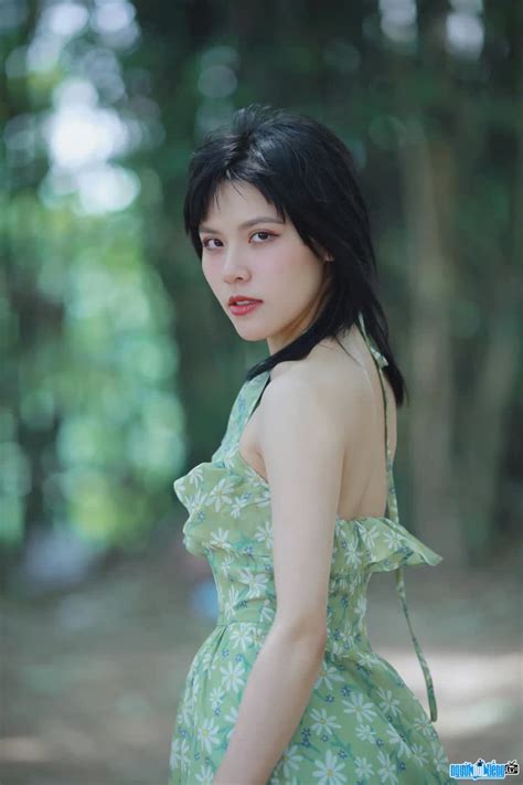 Diễn Viên Ánh Tuyết