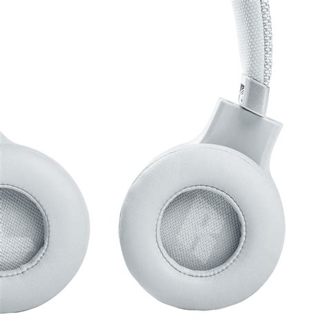 Buy JBL Live 460 NC Headphone Online | JBL Singapore