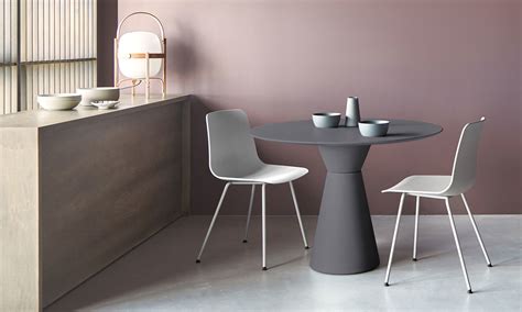 Essens Round Table Small By Jonathan Prestwich For Inclass Commercial Mobilia