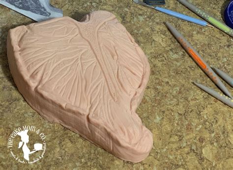 Baker Makes Hyper Realistic Cakes That Will Make You Do A Double Take