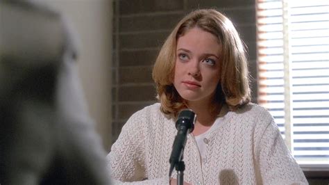 Lisa Robin Kelly Character