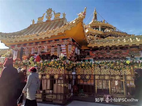 出走藏地色达如果人生终要有一次触及灵魂的旅行那么一定不要错过色达 知乎
