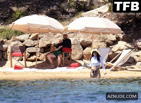 Jessica Biel Sexy Seen Flaunting Her Hot Bikini Body Alongside Justin