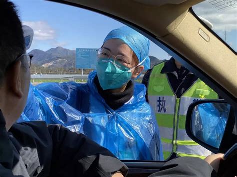 温州摄影师用镜头捕捉全民抗“疫”感人瞬间新温州中国网
