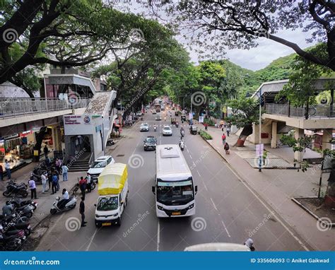 Pune India September 152024 Jangli Maharaj Road Traffic Sambhaji