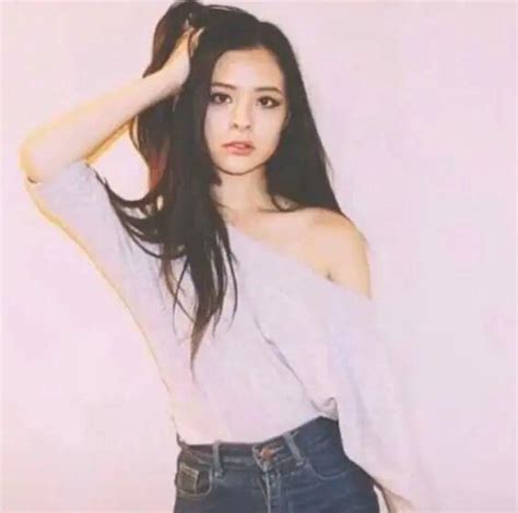 LOL新英雄Seraphin原型曝光00后中澳混血天使面容魔鬼身材 知乎