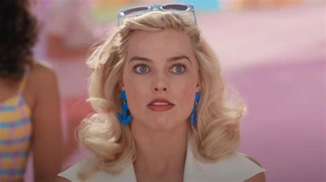Viral Tiktok Shows Margot Robbie Explaining How Barbie S Already Iconic Feet Scene Was Filmed