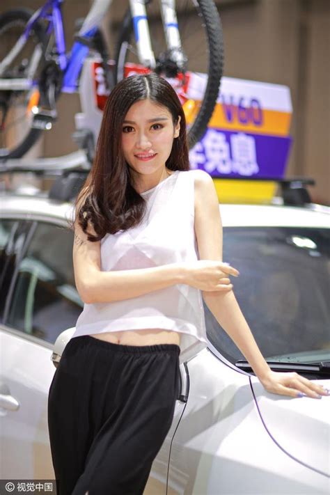 來看看這次的車模入不入你眼！瀋陽車展開幕美女雲集 每日頭條