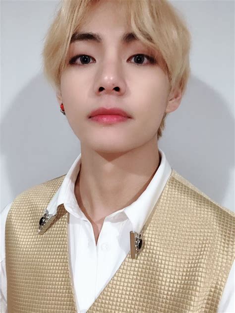 [bts News] 방탄소년단 뷔 ‘금발 잘 어울리는 남돌 1위 ‘그리스 신화 남신 소환 뷰어스