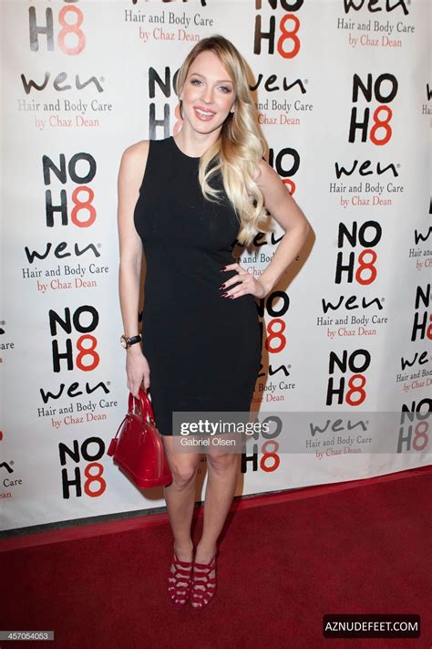 Christine Bently Feet Aznudefeet