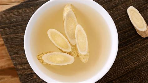 一天泡一杯“黄芪水”，身体会收获什么？3个好处不请自来健康养生健康常识好看视频