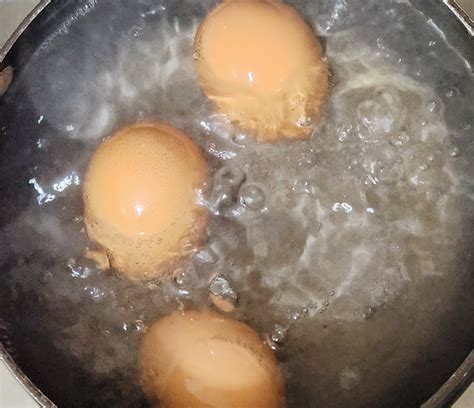 부드럽게 먹기 좋은 감동란 만들기 계란반숙 삶기