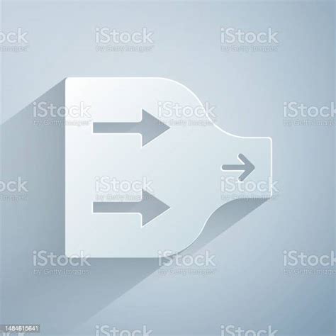 회색 배경에 격리된 용지 컷 화살표 아이콘입니다 방향 화살표 머리 기호입니다 탐색 포인터 기호입니다 종이 아트 스타일 벡터 3차원 형태에 대한 스톡 벡터 아트 및 기타