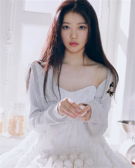 Épinglé Par Wabiyubin🎀 Sur Moka☕️ Femme Fond Décran Coloré Fatale