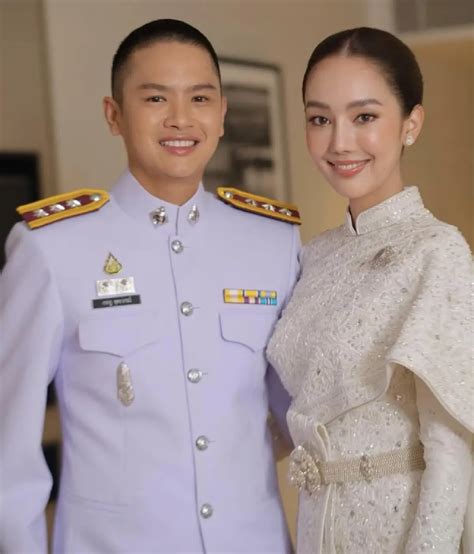 แก๊ป ชนกสุดา ควงแฟนนอกวงการ ผู้กองไอซ์ ลั่นระฆังวิวาห์หวาน คมชัดลึก