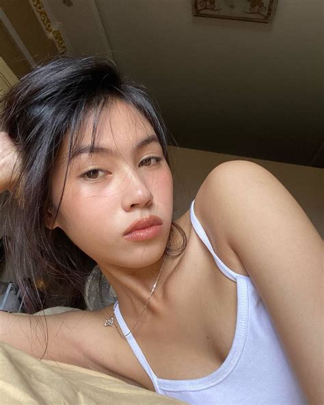 ស្អាតខ្លាំងណាស់ មកគយគន់សម្រស់របស់ តារាចម្រៀងវ័យក្មេង កញ្ញា ចាន់ ស្រីខួច