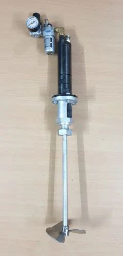 Ms And Ss Pneumatic Geared Agitator Assembly For Mixing Capacity 200 L