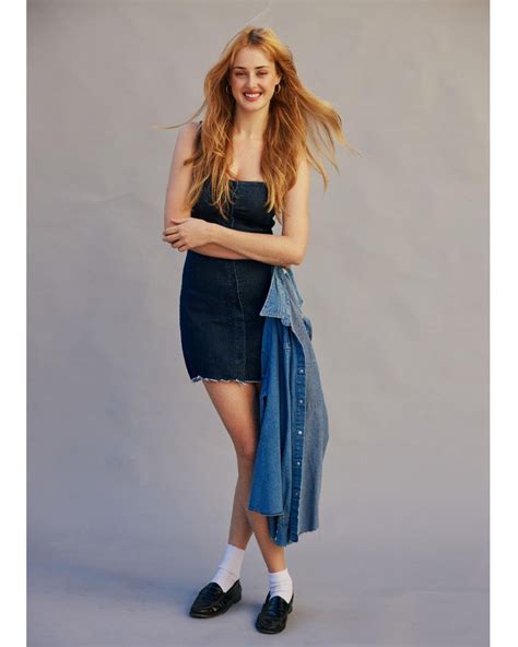 20 Hot And Sexy Anna Van Patten Photos Barnorama