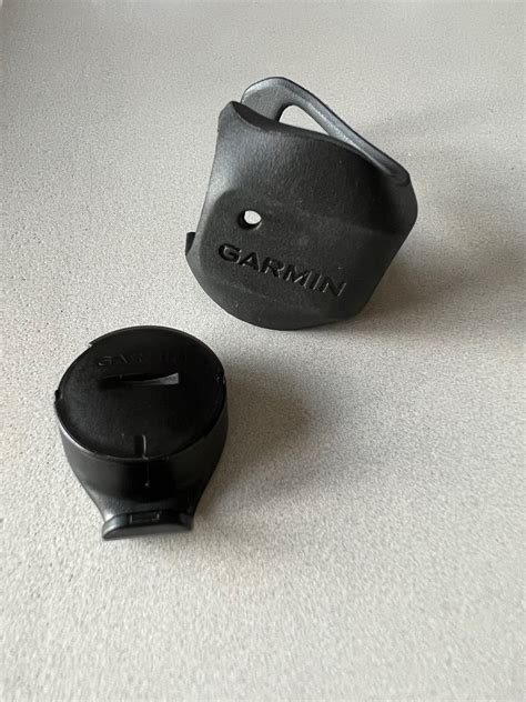 Garmin Speed Sensor 2 Sensors Mounts And Accessories Bike Hub