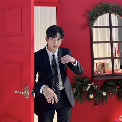 故설리에 노출 강요 논란 영화 리얼 Ott서 4위 기록…김수현이 만든 역주행[ten이슈]