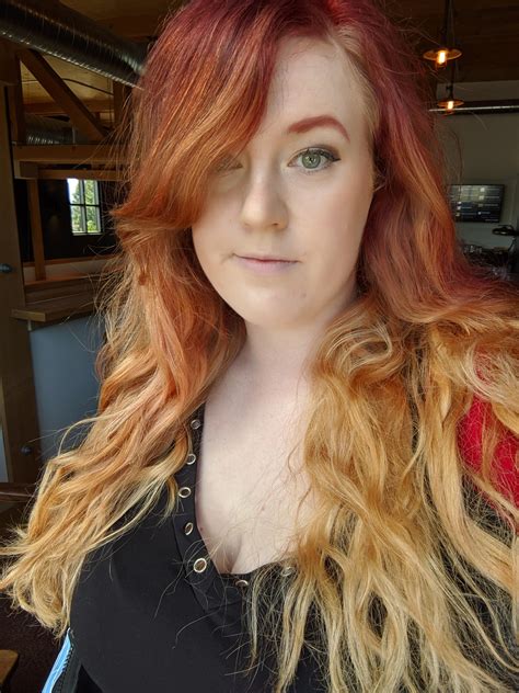 Redheads Are The Roses Of This World Scrolller