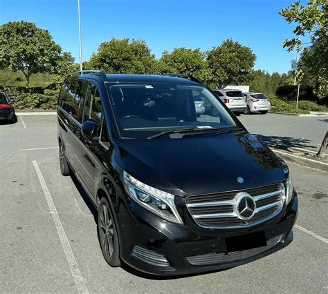 Explore Black Luxe Chauffeurs Brisbane Luxury Car Fleet