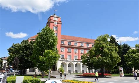 Кметът на Община Плевен издаде заповед за въвеждане на допълнителни противоепидемични мерки от