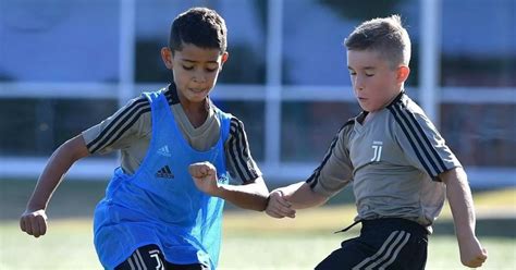 Cristiano Ronaldo S Son Shows He S Chip Off Old Block By Signing For Juventus Just Like His