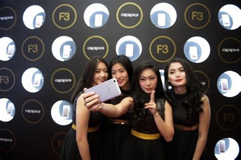 Oppo Patenkan Smartphone Dengan Kamera Selfie Geser Menyamping Selular Id