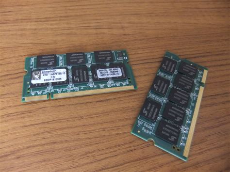 Kingston Ddr1 2x1gb Uparene Memorije 400mhz Garancija 18177021