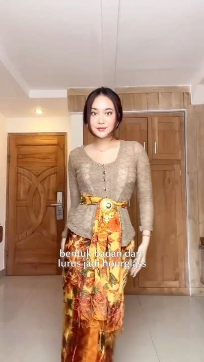 Mana Nih Cewe Bali Yang Suka Pake Kebaya ☺️ ️ Berkain Jadi