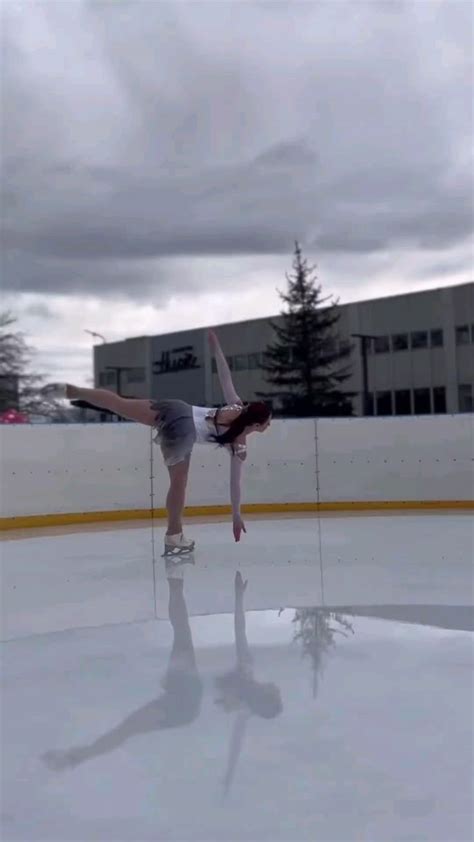 Pin By Kinga On Ballet And Ice Skating Figure Skating Ice Skating Inline Skating